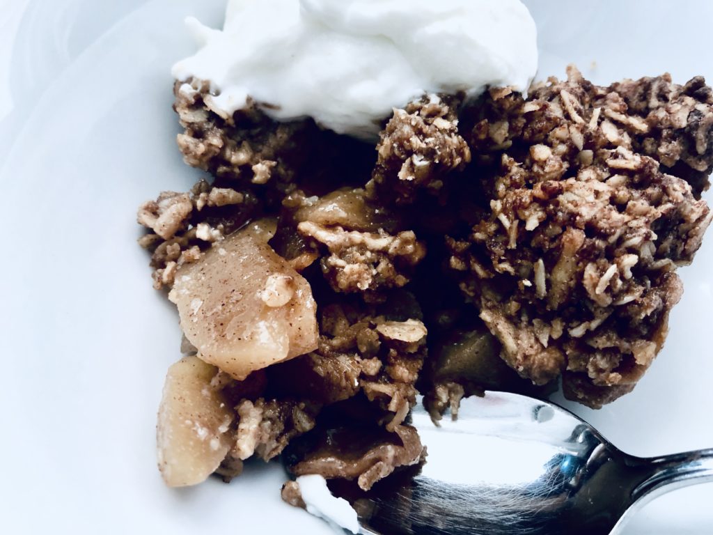 Apple Crisp - Garnish at Home